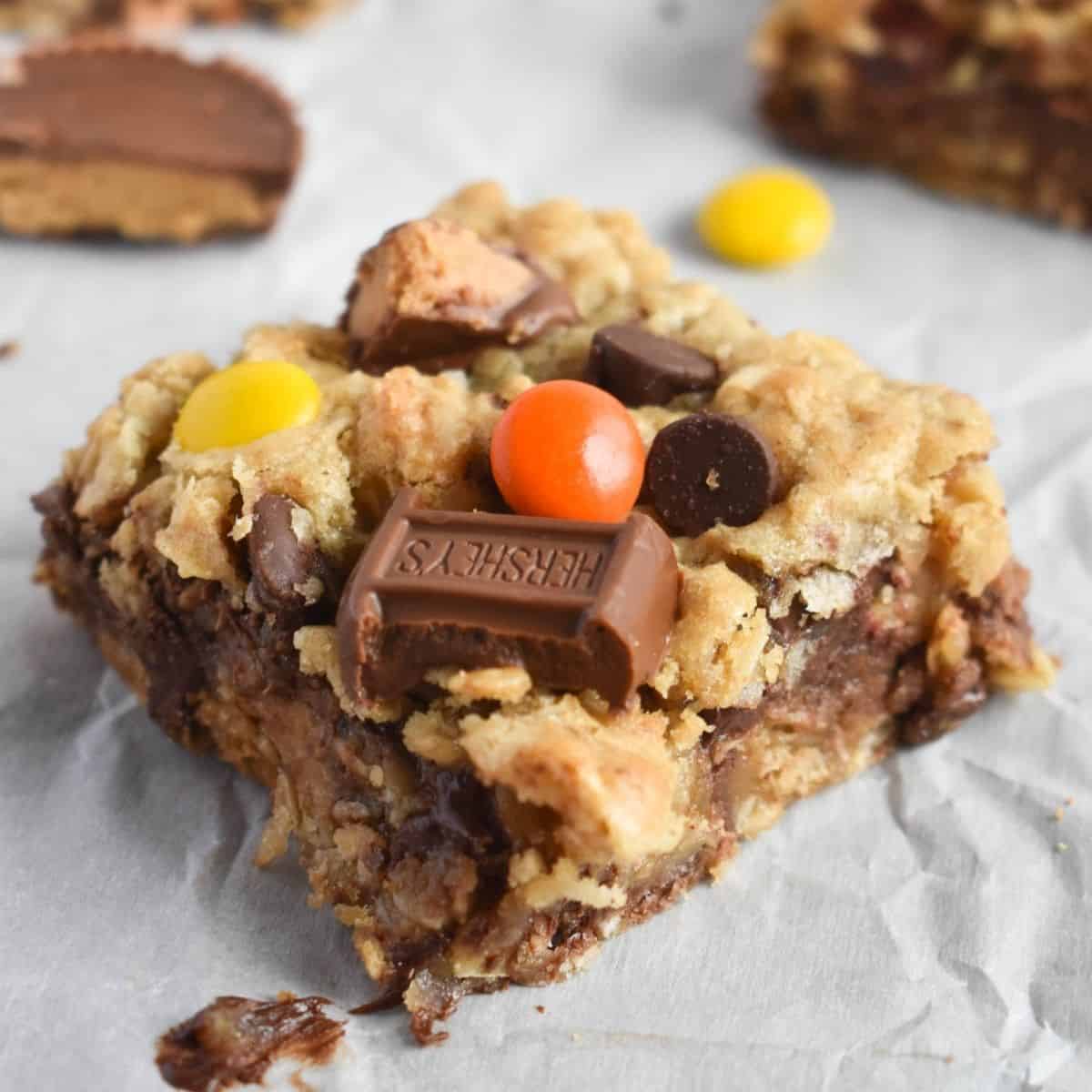 Leftover Halloween Candy Cookies Recipes - Remake My Plate