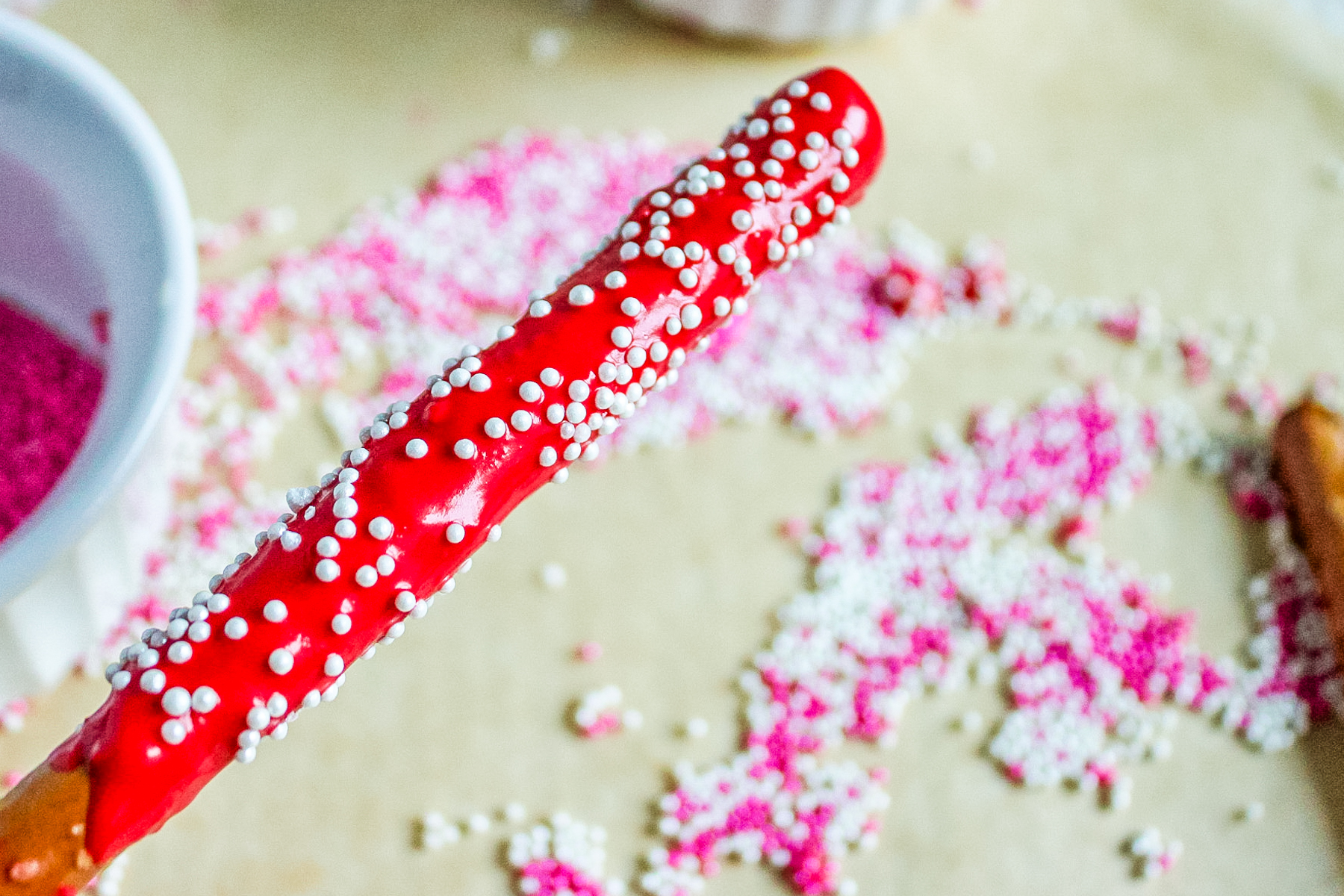 Valentines Day Chocolate Covered Pretzels Recipe - Remake My Plate